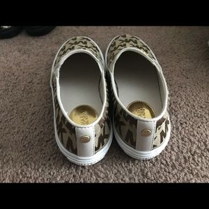 Michael Kors Collection | Shoes | Michael Kors Women Keaton Slipon Logo ...